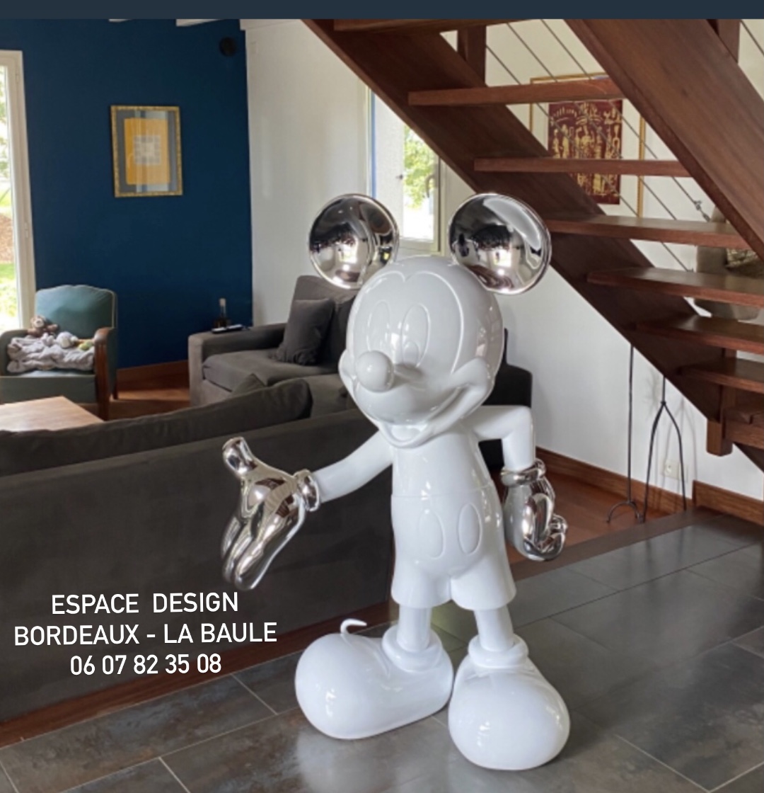 Espace Design Bordeaux et ses prestigieux Mickey. - Espace Design ...